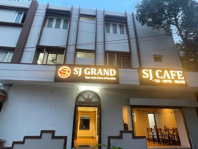 SJ Grand Hotel - Home Stay Opp. Collector Office, Coimbatore